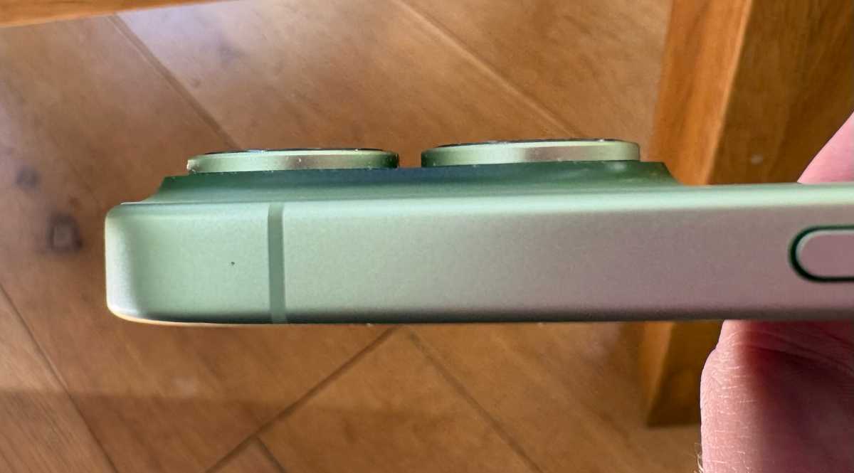 iPhone 17 review: Boringly extraordinary | Macworld