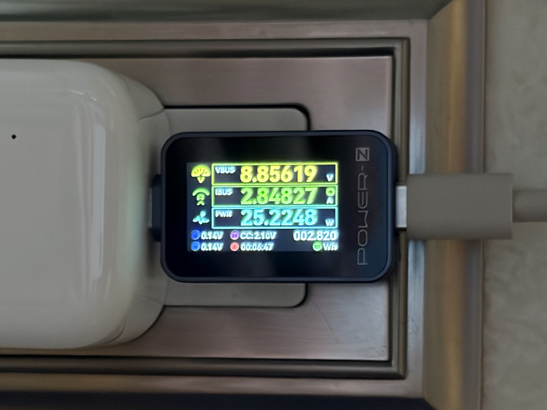 Tested: Does Apple's Dynamic Power Adapter really charge your iPhone ...