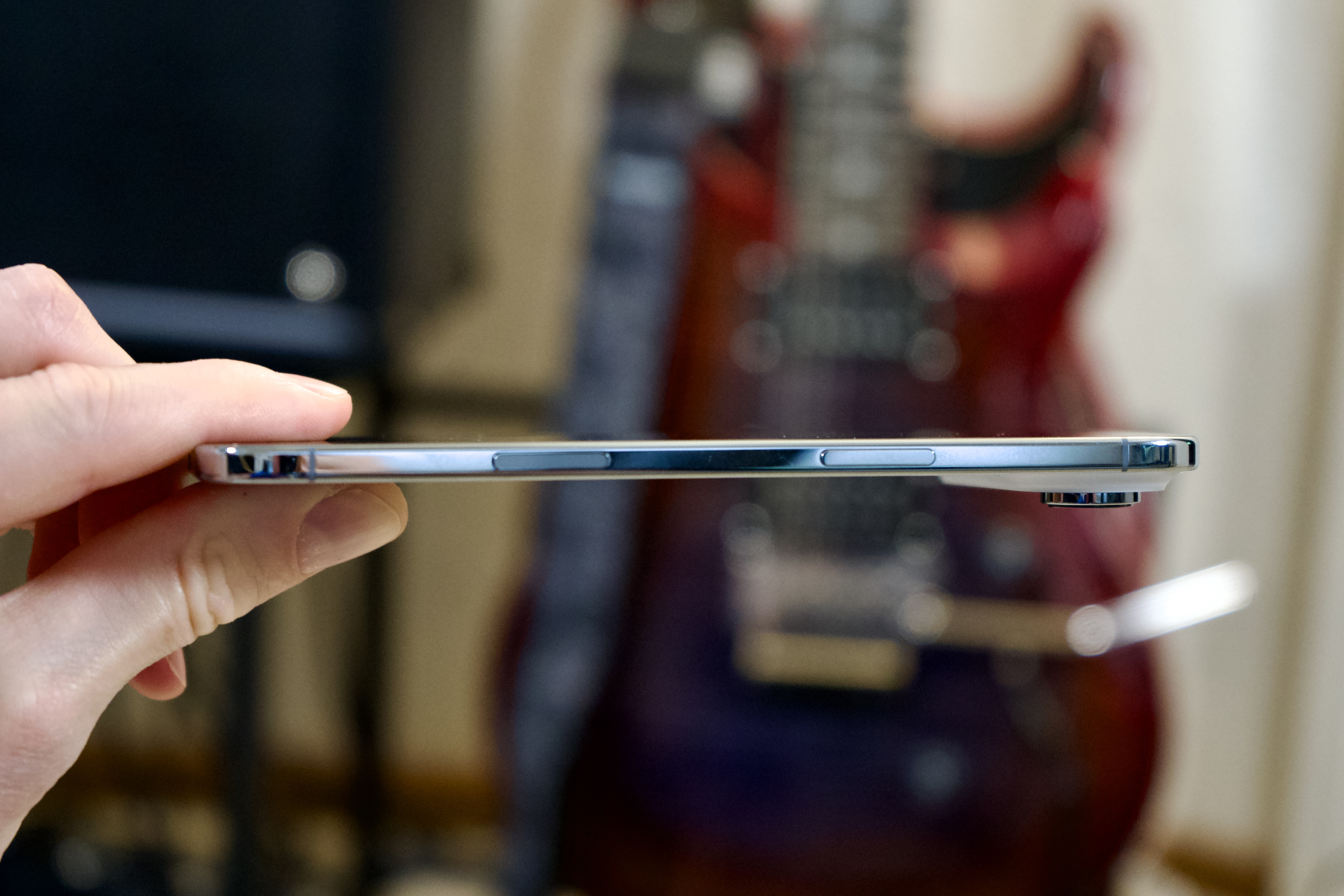 iPhone Air review: A whole lot less for a whole lot more | Macworld