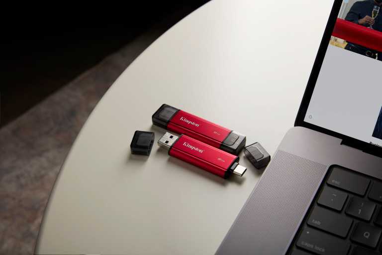 Kingston Dual Portable SSD review: Pocket-friendly performance | Macworld