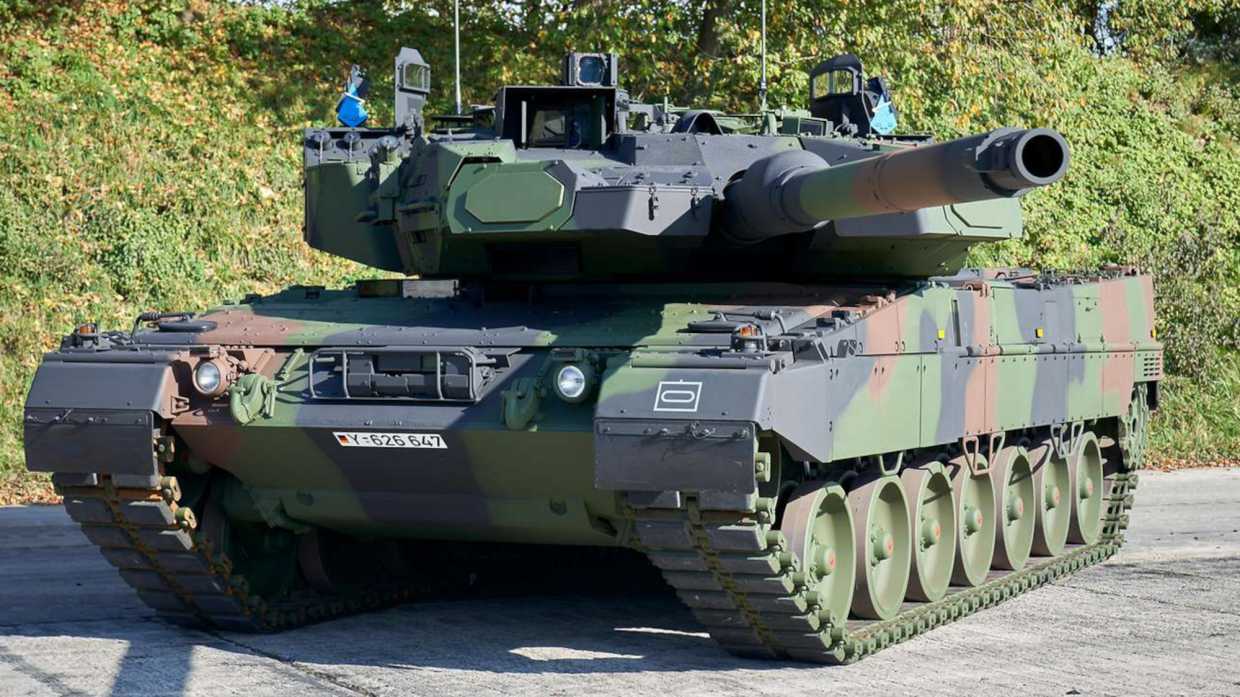 Leopard 2 A8: Erstes Foto des modernsten Kampfpanzers der Bundeswehr ...