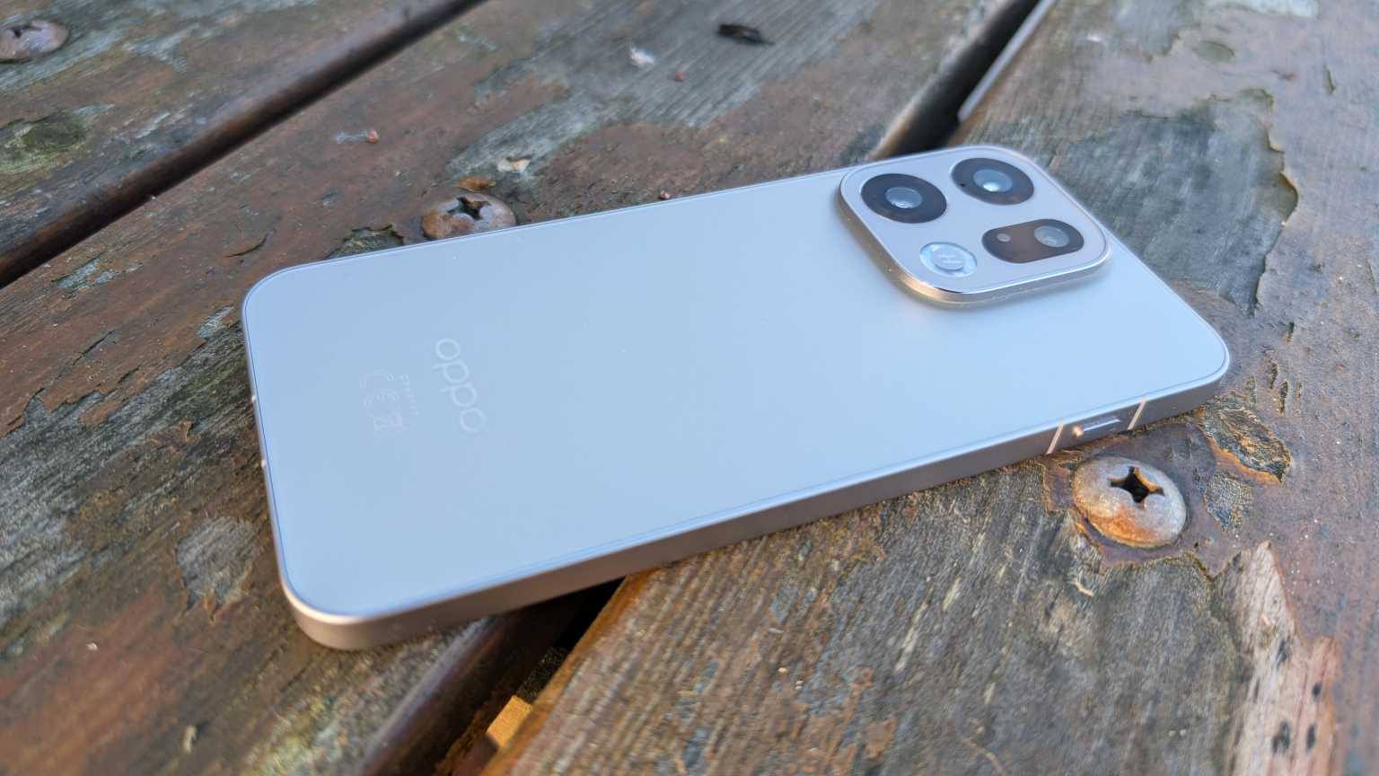 Test: Oppo Find X9 – utmanare som imponerar i toppklassen - M3