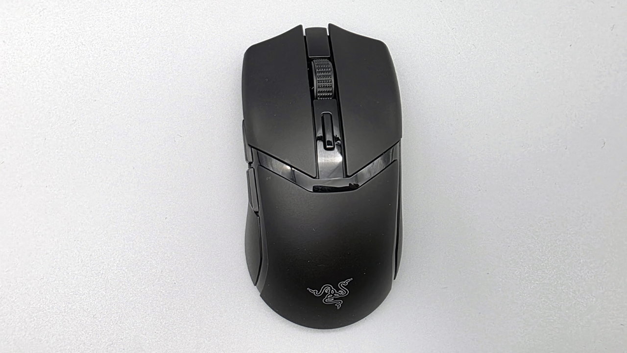 Razer Cobra Hyperspeed im Test: Leichte Wireless-Maus mit 26K-Sensor ...