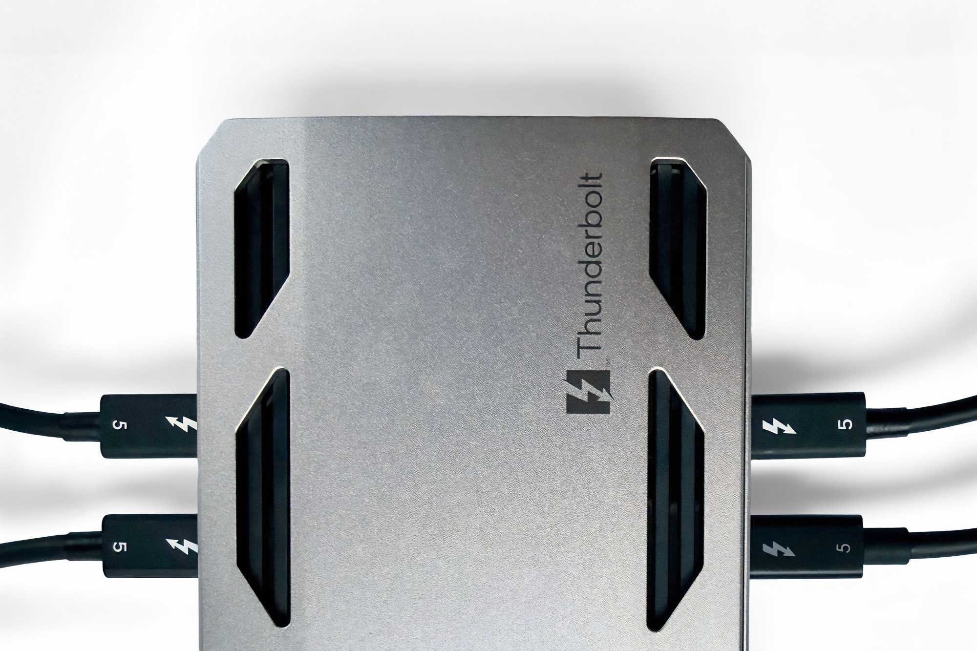 Wavlink Thunderbolt 5 Dock review: Affordable fast Thunderbolt plus ...