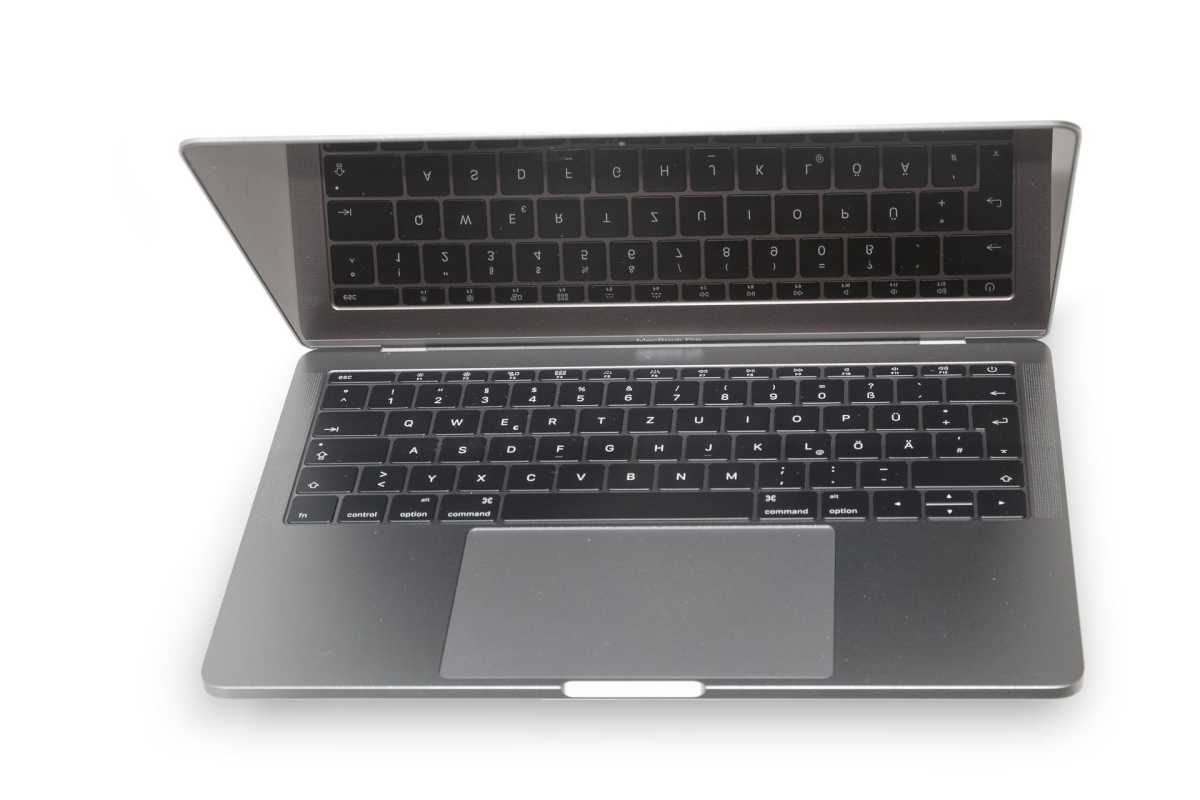 One more thing - das Macbook Pro ist 20 Jahre alt - Macwelt