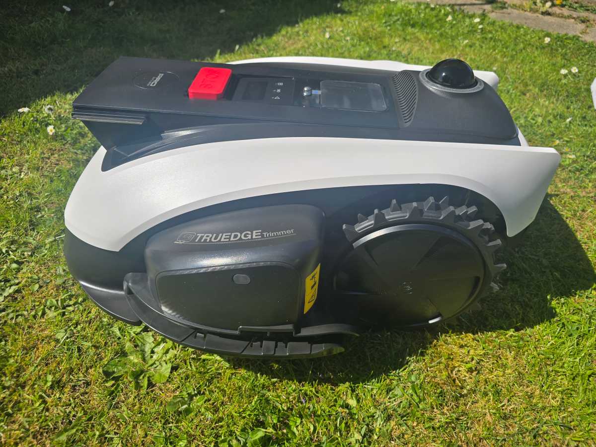 Ecovacs Goat O1200 LiDAR Pro im Test: Dieser Mähroboter löst das ...